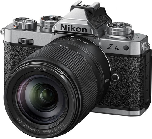 Nikon Z Fc + NIKKOR Z DX 18-140mm F3.5-6.3 VR Foto-Groep